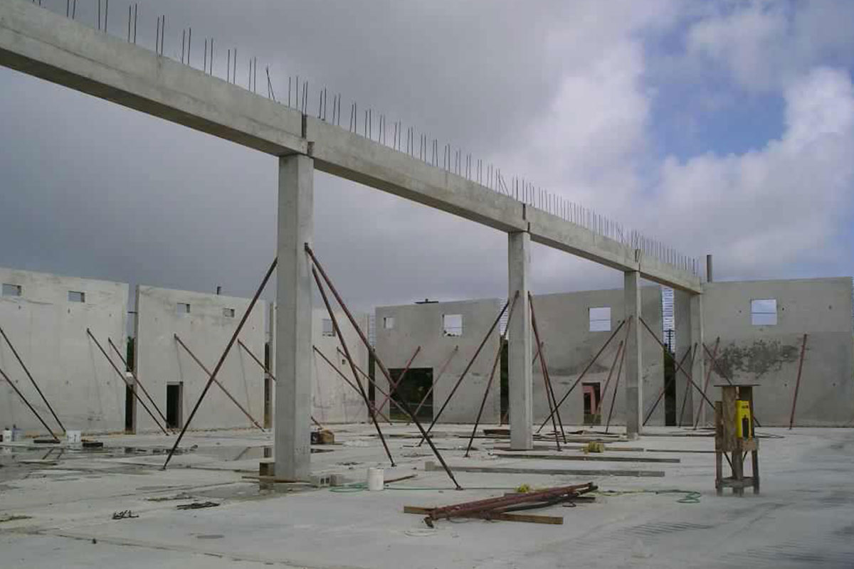 COLUMNS & BEAMS - GTC PLUS PRECAST FACTORY