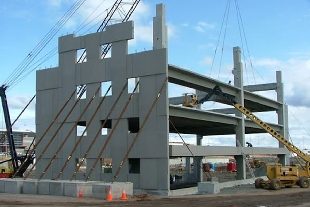 COLUMNS & BEAMS - GTC PLUS PRECAST FACTORY